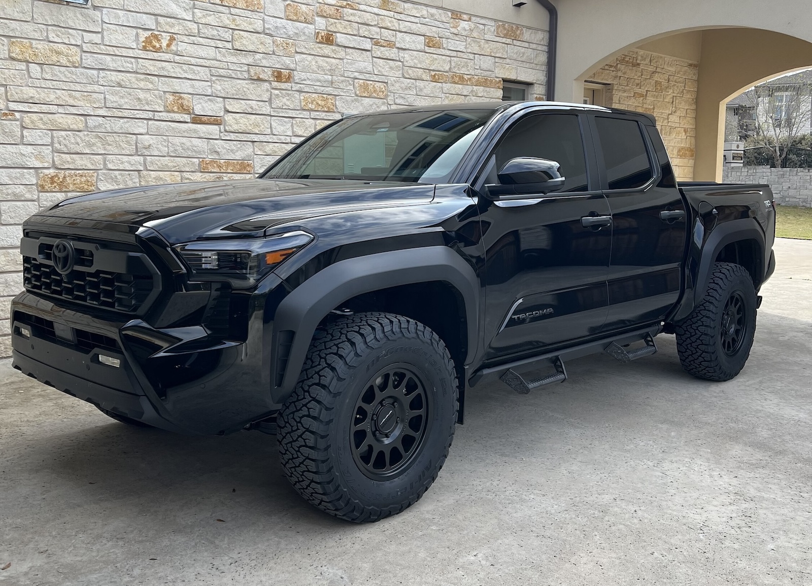 TacoBill’s Build -- BLACK 2024 TRD Off-Road Premium (BFG KO3 285/70/R17 ...