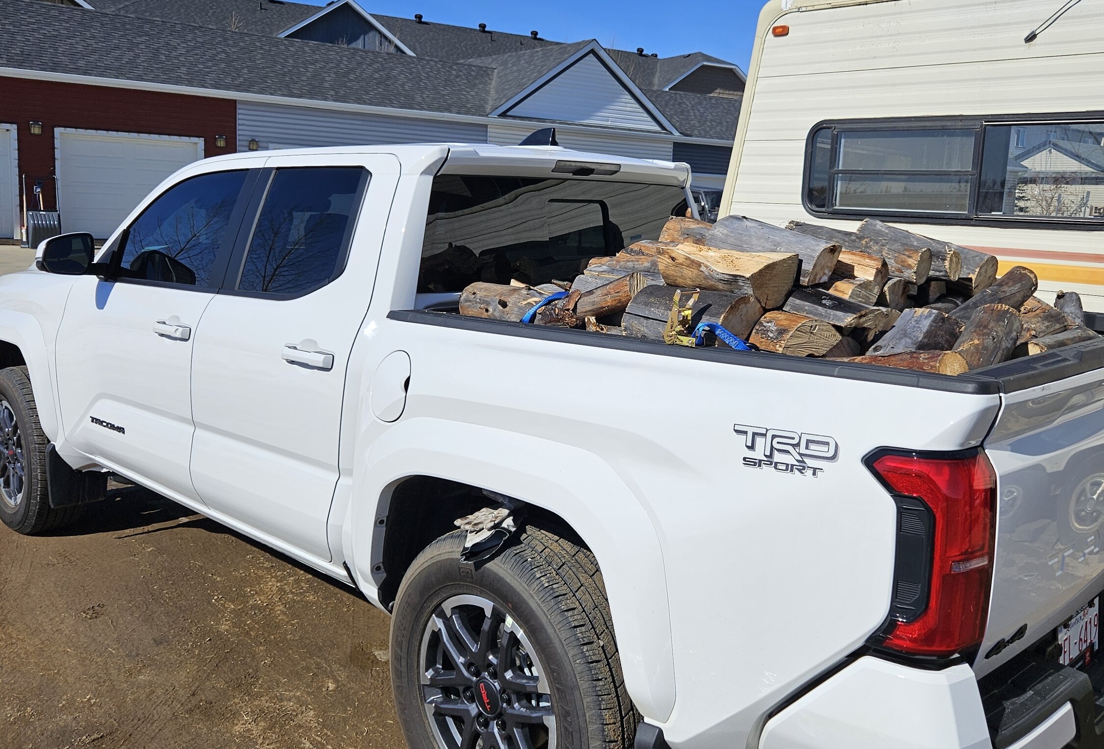 What have you hauled with your 4G Tacoma? Post em up! 🏋🏻‍♀️ | 2024 ...