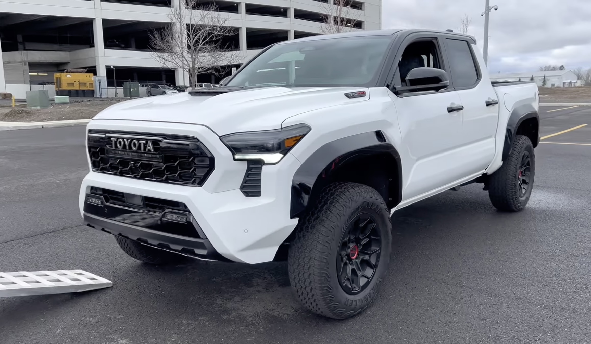 Video: 2024 Tacoma TRD Pro & Trailhunter - Dealer Training Vehicles Are ...