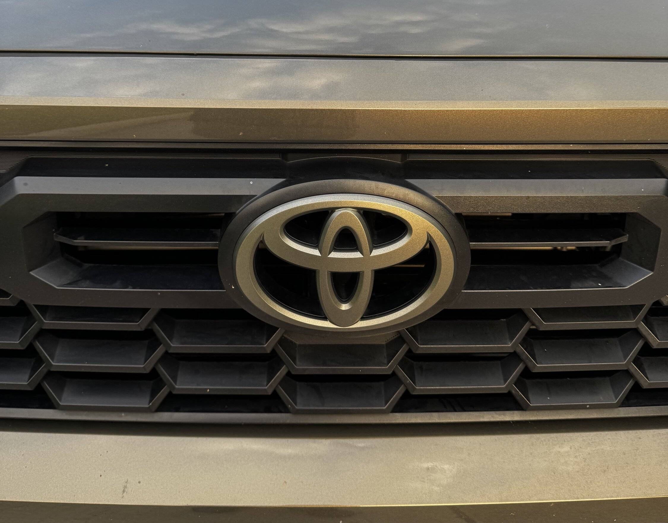 Body color matching Toyota badge (Bronze Oxide spray paint) | 2024 ...