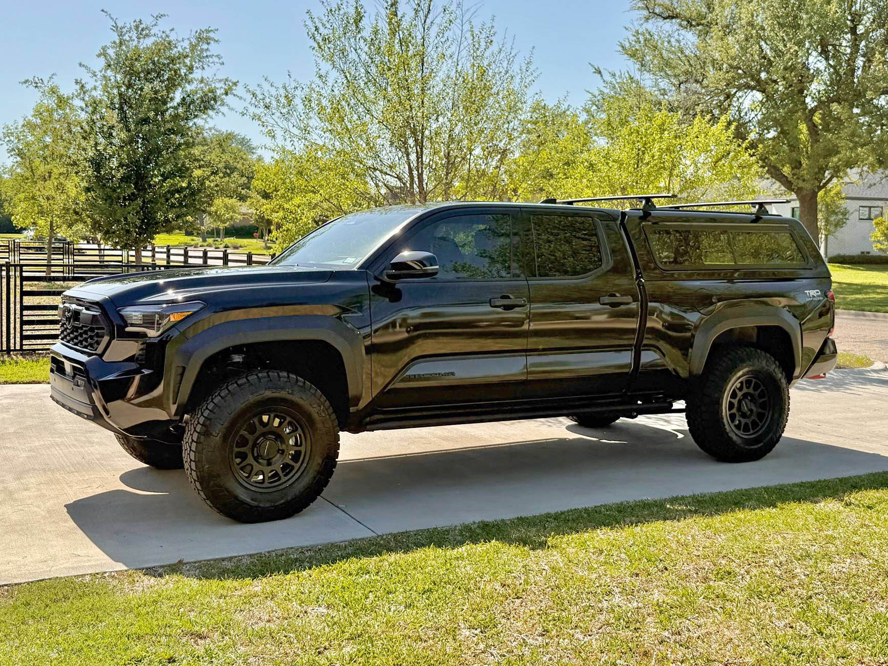 2025 Black ORP DCLB - Method 703, 285/75/17, Leveled, ARE CX Cap | 2024 ...