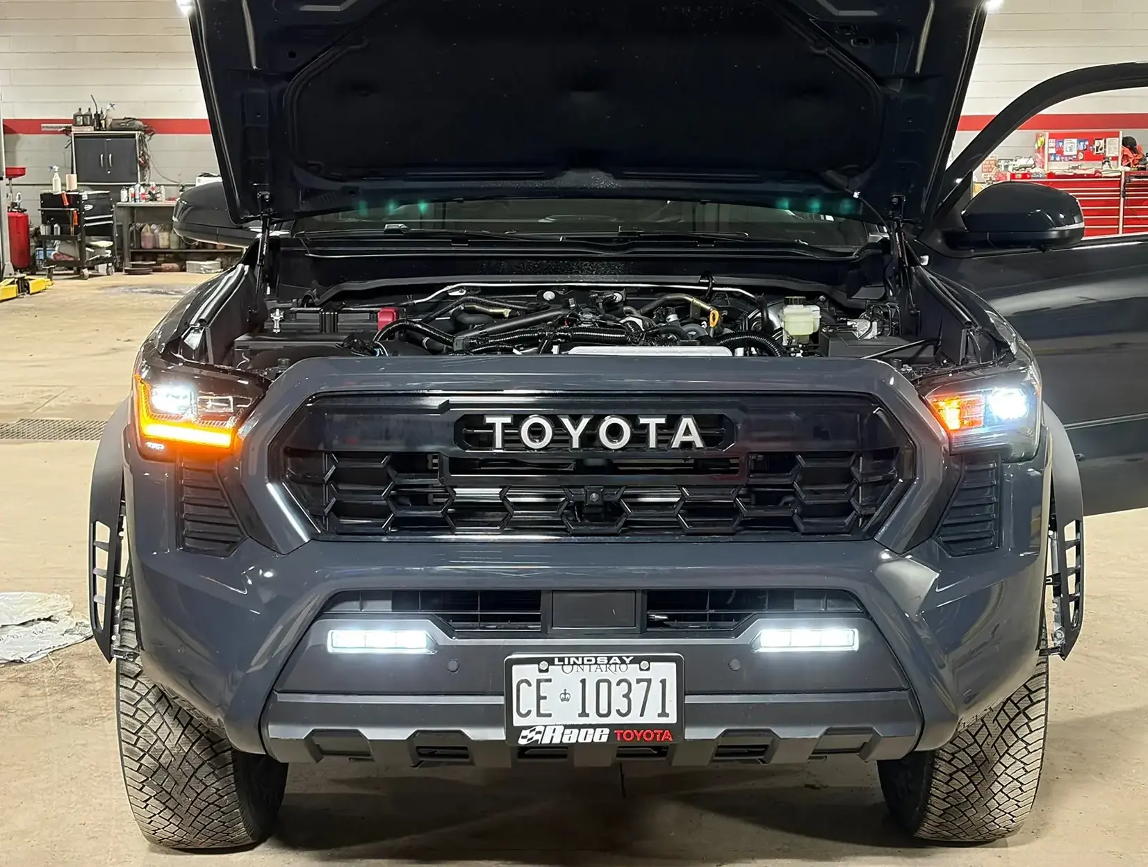 First 4G Tacoma with 4Runner TRD PRO headlights | 2024 Tacoma Forum ...